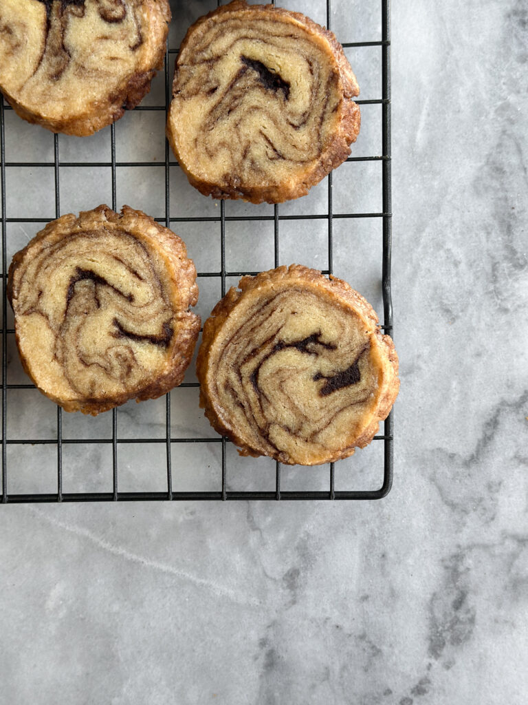 cinnamon swirl shortbread cookies - Linen & Gray